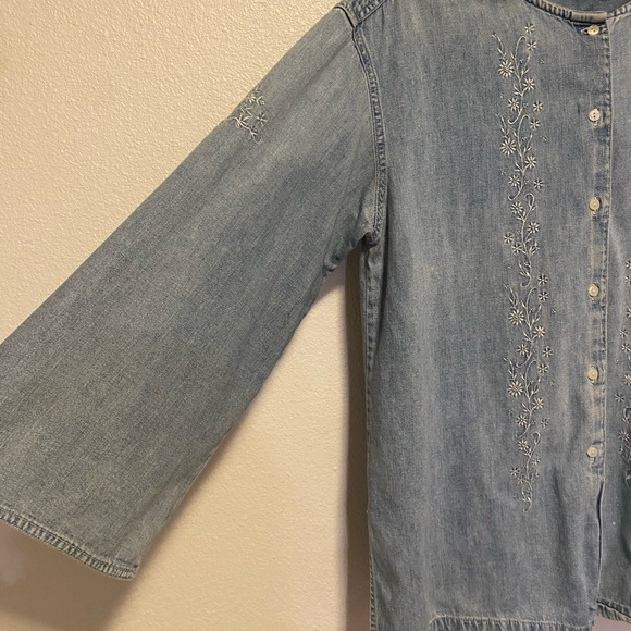 GAP | Jackets & Coats | Vintage Embroidered Gap Denim Shirt Jacket ...